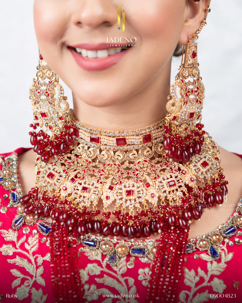 Masha Heavy Casted Bridal Collar Set With Tika Jhumar
