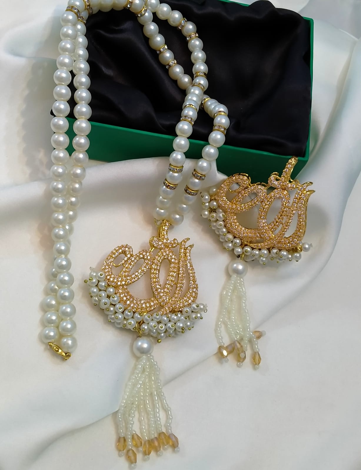 DESIGNER'S FAVOURITE – Jadeno